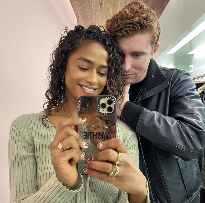 Vashtie Kola Body