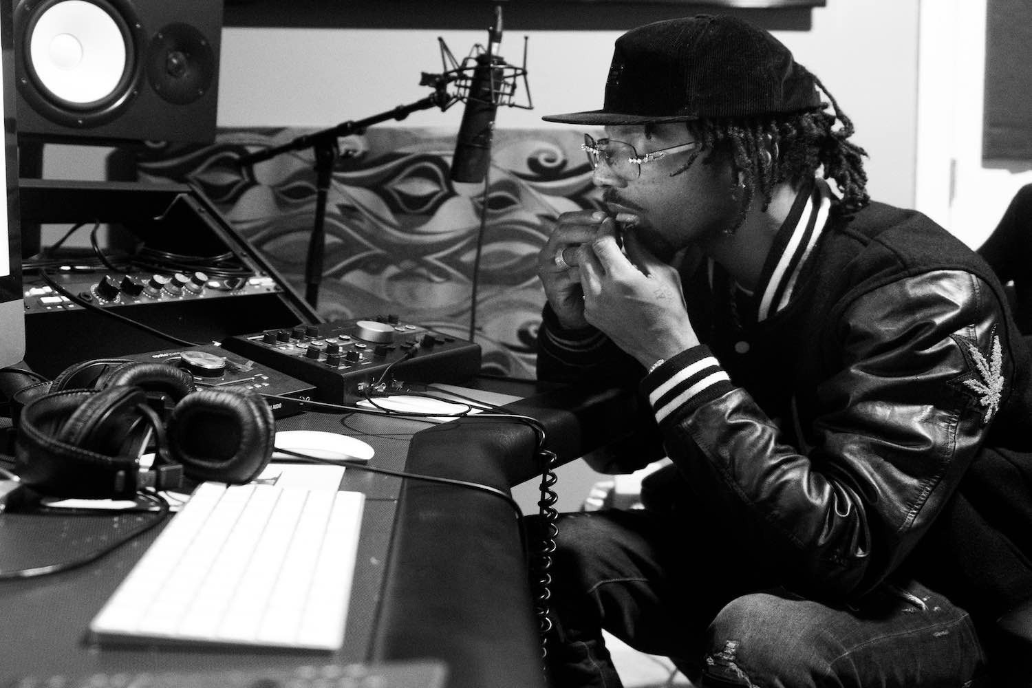 White Rapper In Studio