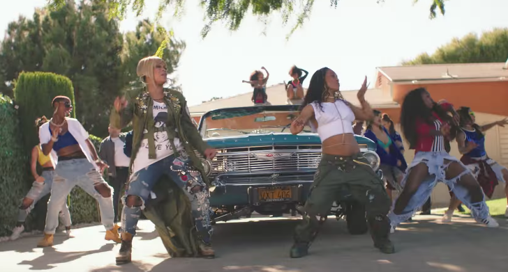 Watch TLC's New Way Back Video T-Boz Chilli Backyard Party - PAPER