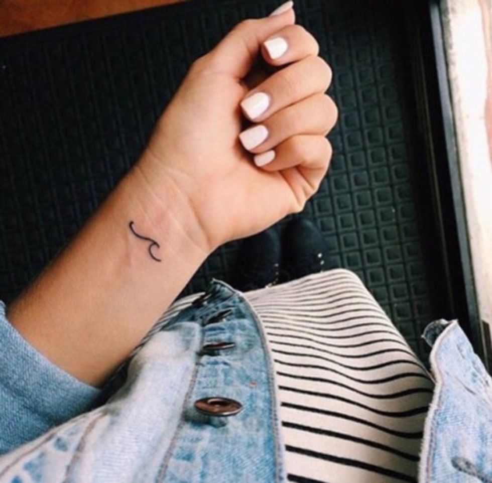 10 Tiny Tattoos For A Minimalist