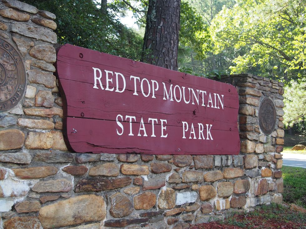 Hike Of The Month: Red Top Mountain State Park