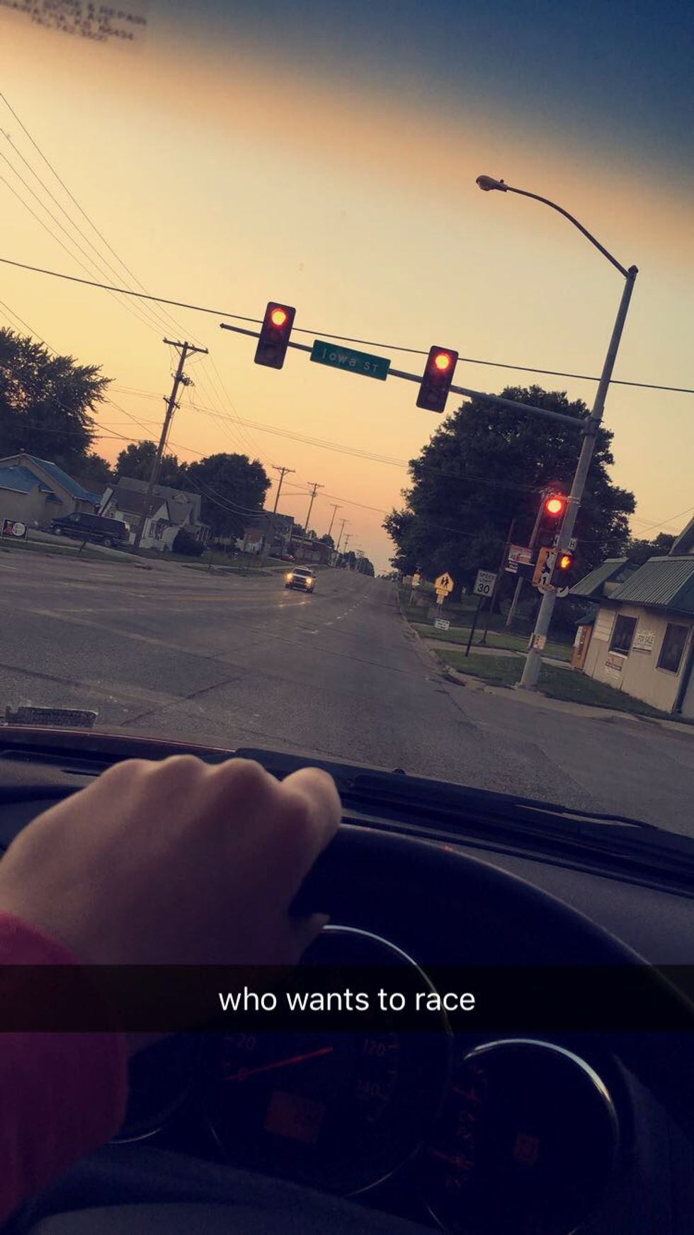 8 Things To Do In A Small Town As Told By Snapchat