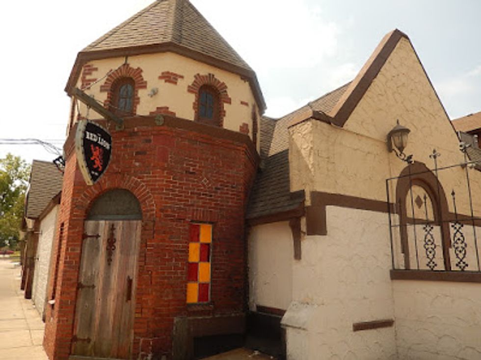 The 9 Bars That Make UIUC One Of The Best Party Schools In The Nation