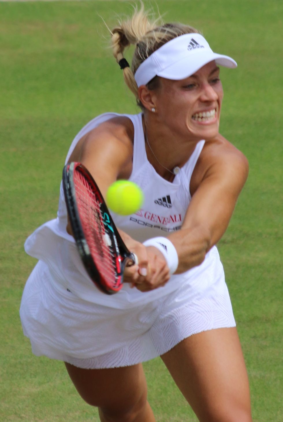 Top 10 Most Beautiful Female Tennis Players