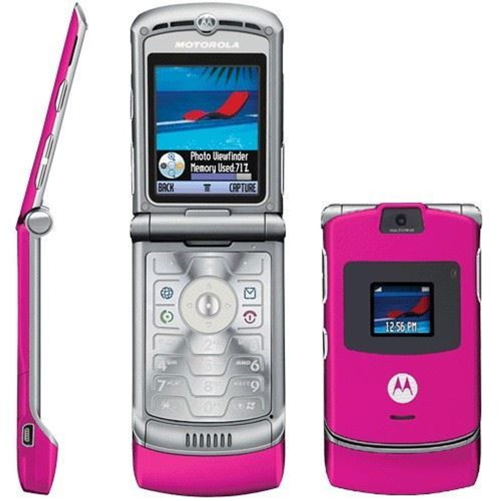 14 Of Your Favorite Cell Phones From The Early 2000s