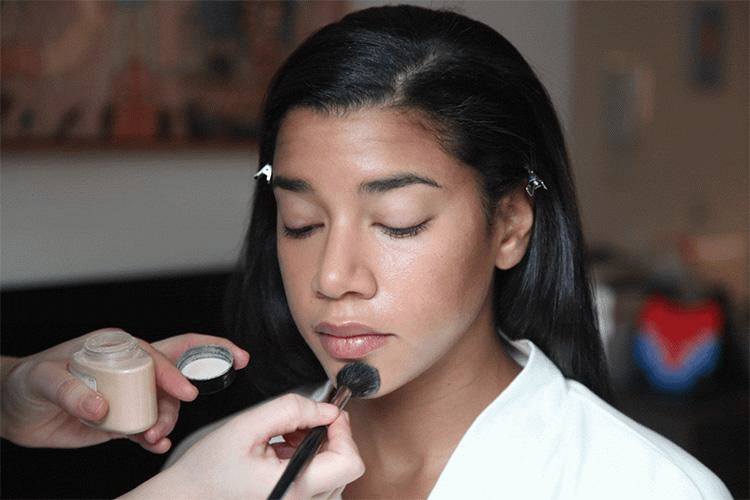 Translucent Powder Is The Real MVP When It Comes To Perfecting Your ...