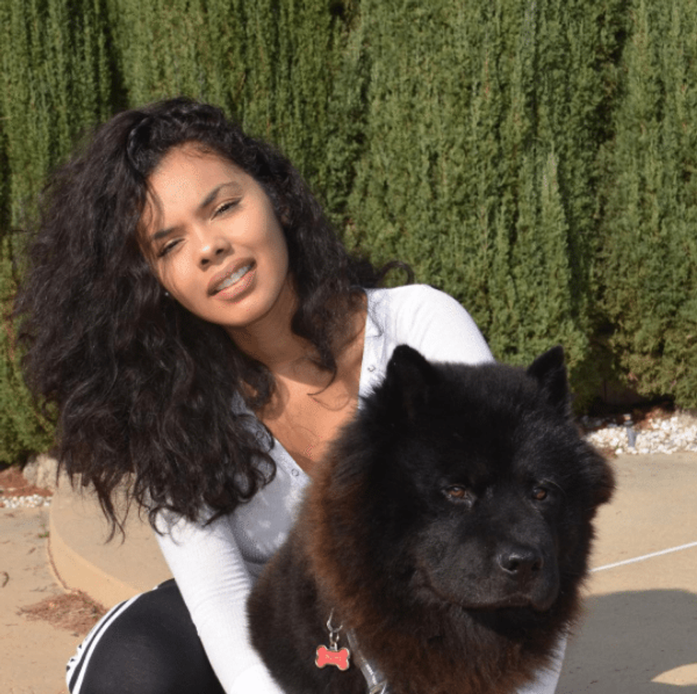 How Reyna Biddy Is Helping To Usher In A New Era of Poets - xoNecole ...