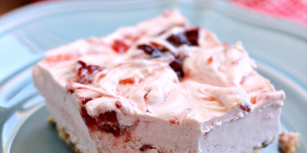 No-Bake Frozen Strawberry Swirl Cheesecake Bars - My Recipe Magic