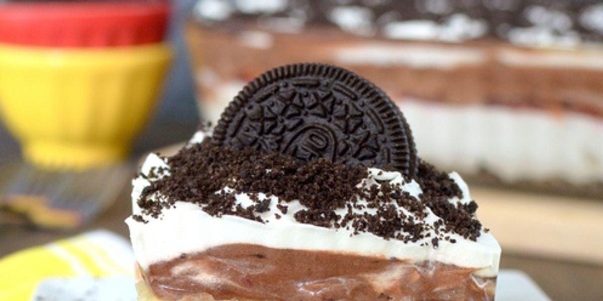 No Bake Banana Split Oreo Dessert - My Recipe Magic