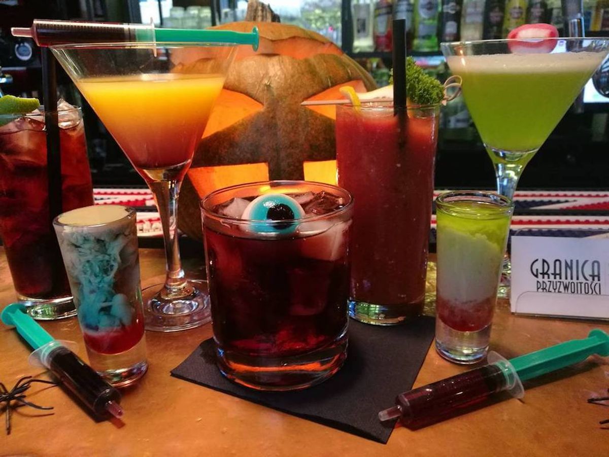 22 Boozy Drinks That Will Either Trick Or Treat You This Halloween