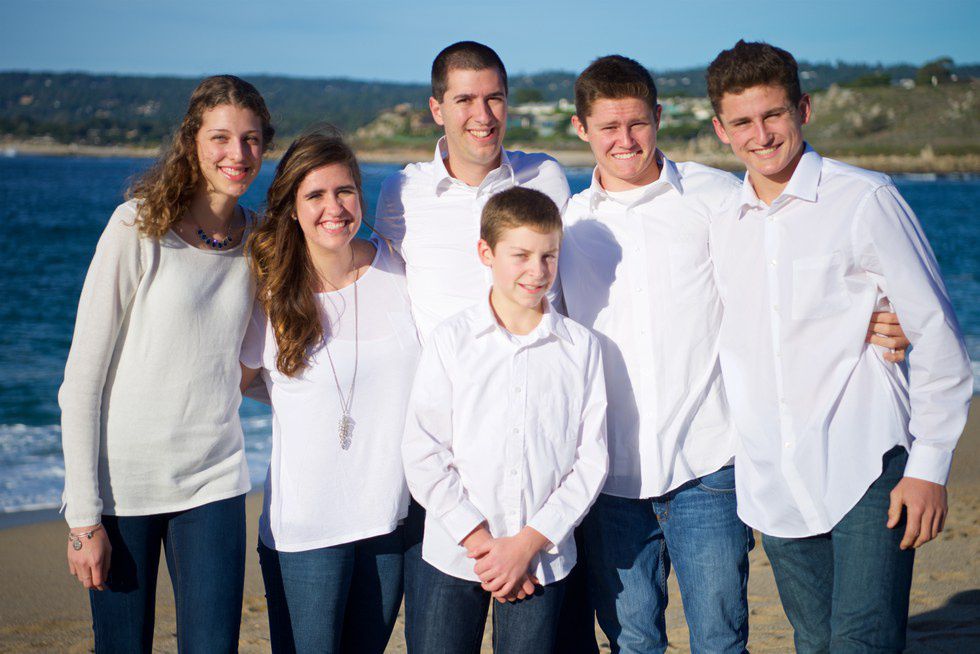 11 Things You Know If You're The Tall Friend