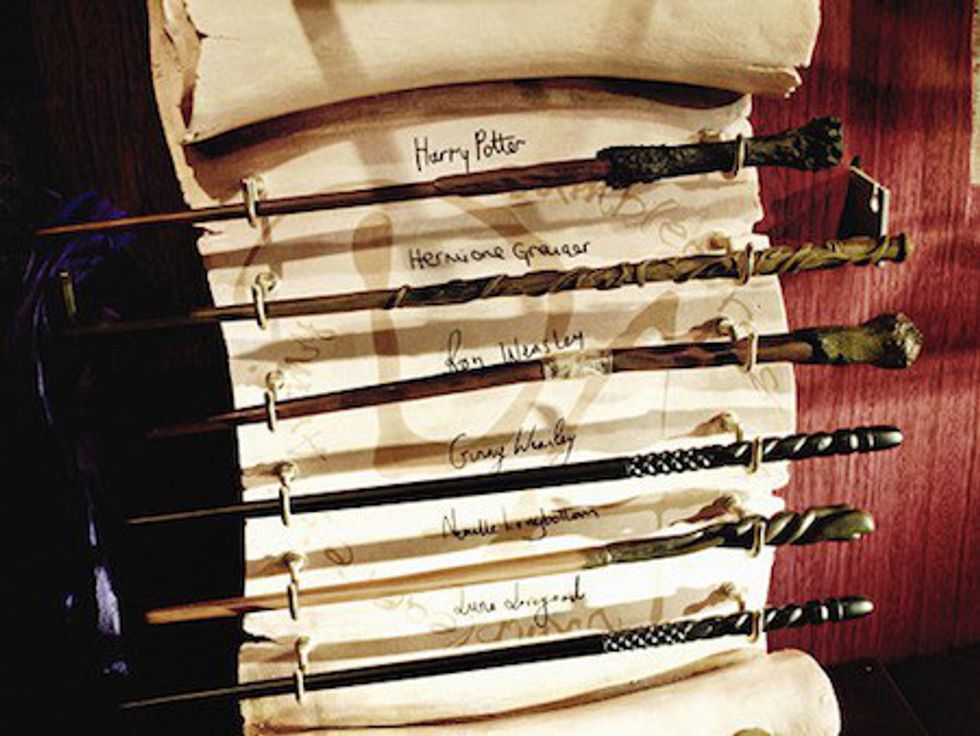 Ten Items Every 'Harry Potter' Lover Must Have