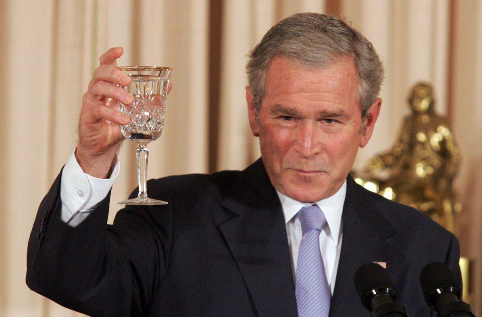 30 Male Celebrities That Were In Fraternities