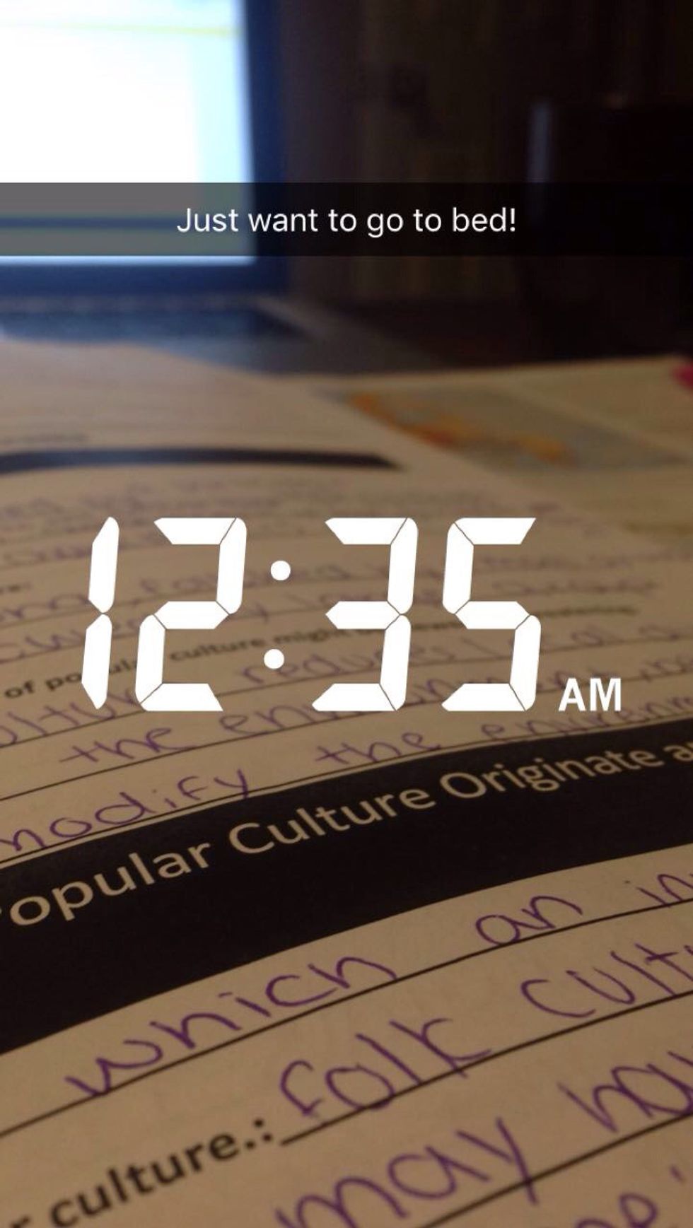 10 Pictures All Students Recieve On Snapchat During Finals Season
