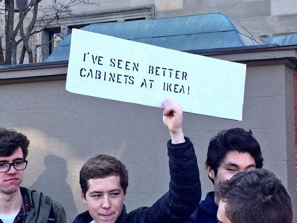 26 Protest Signs That Make Everything Okay Again
