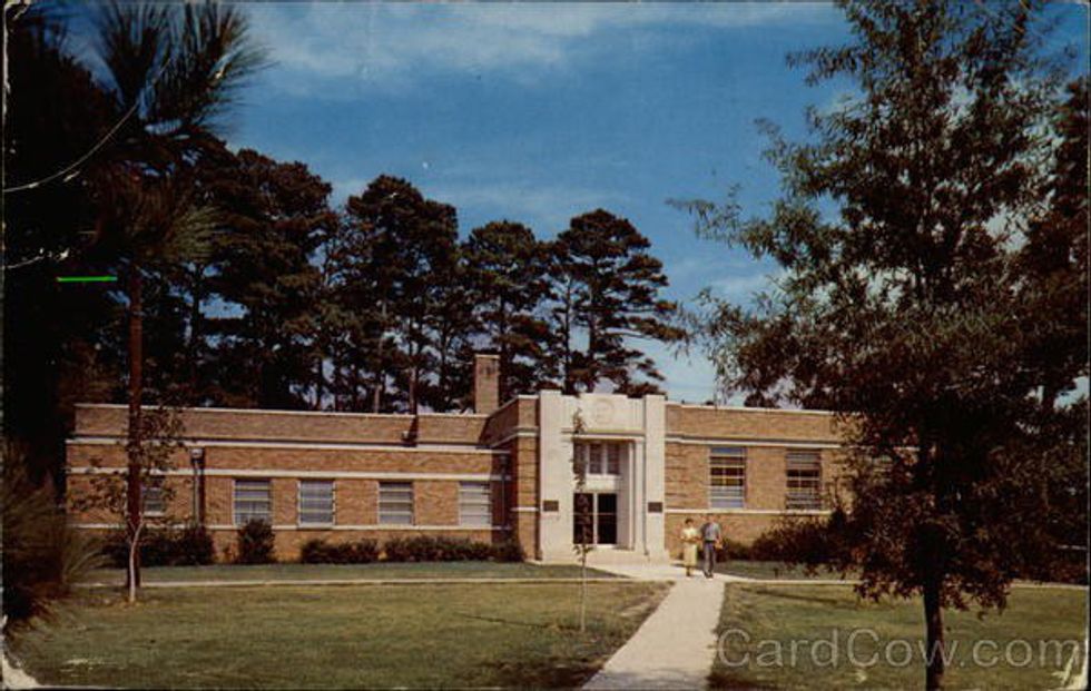 The 7 Best Places To Cry On Newberry College's Campus