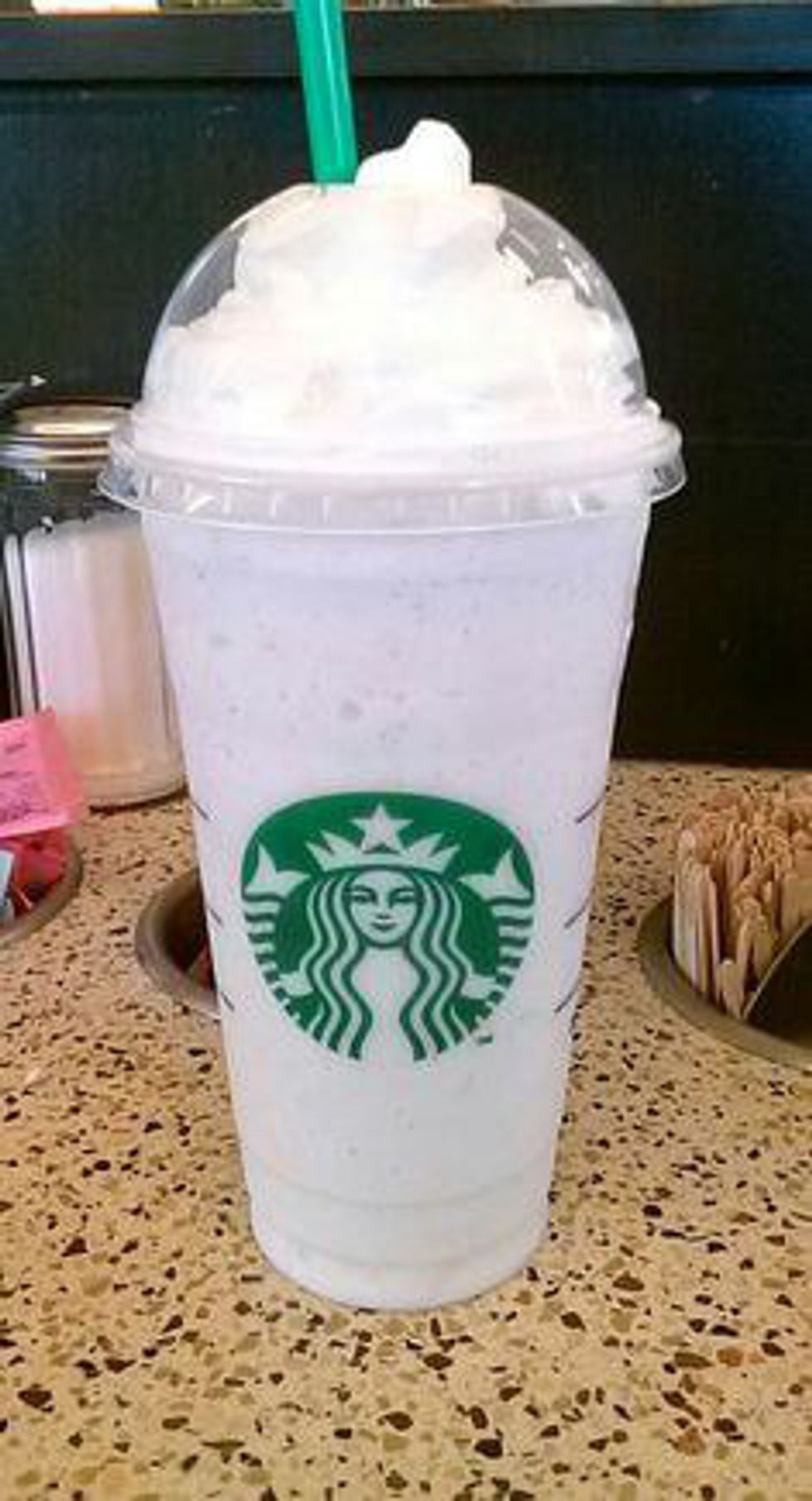 9 Starbucks Drinks You Must Try!