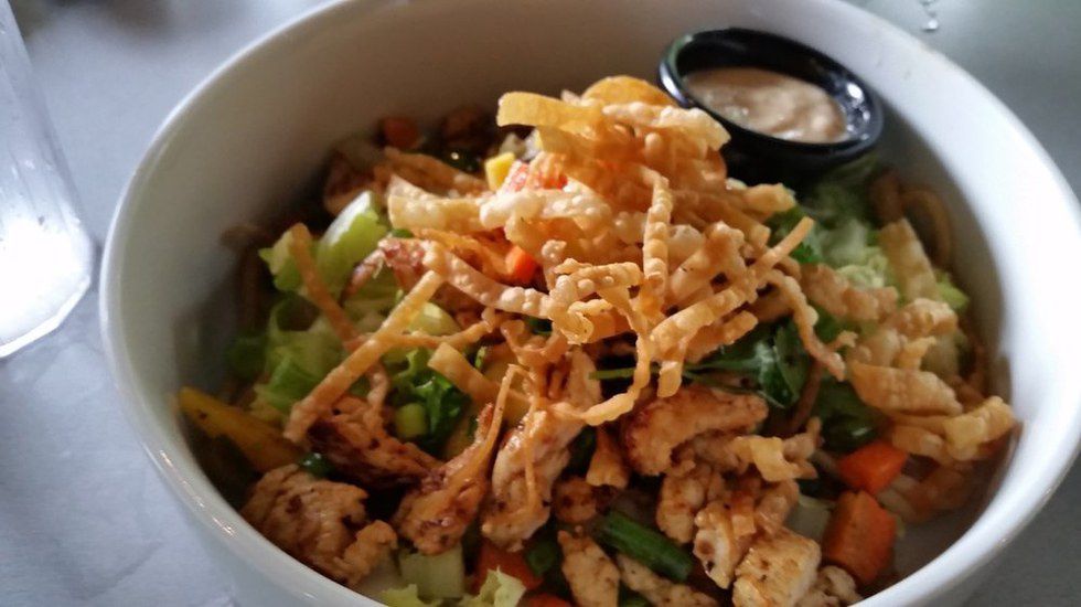 7 Places In The Tampa Bay Area To Expand Your Foodie Experience