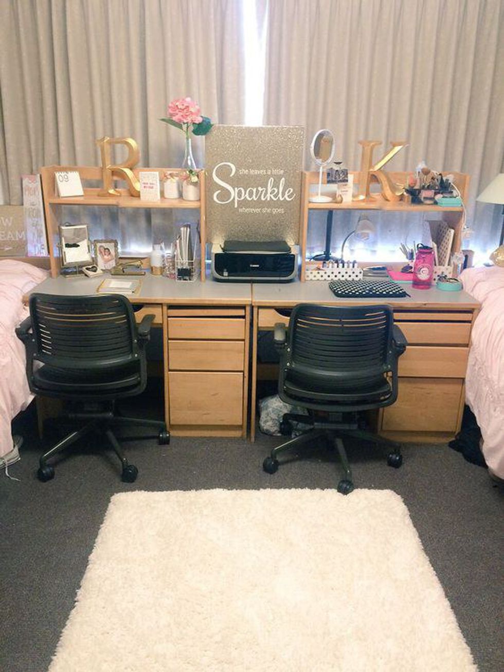12 Ways To Get A Pinterest-Worthy Dorm Room