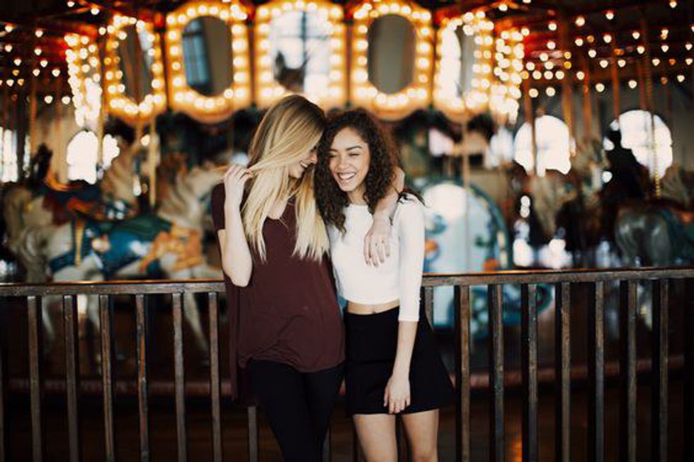 7 Ways To Stay Safe When Going Out With Your Friends