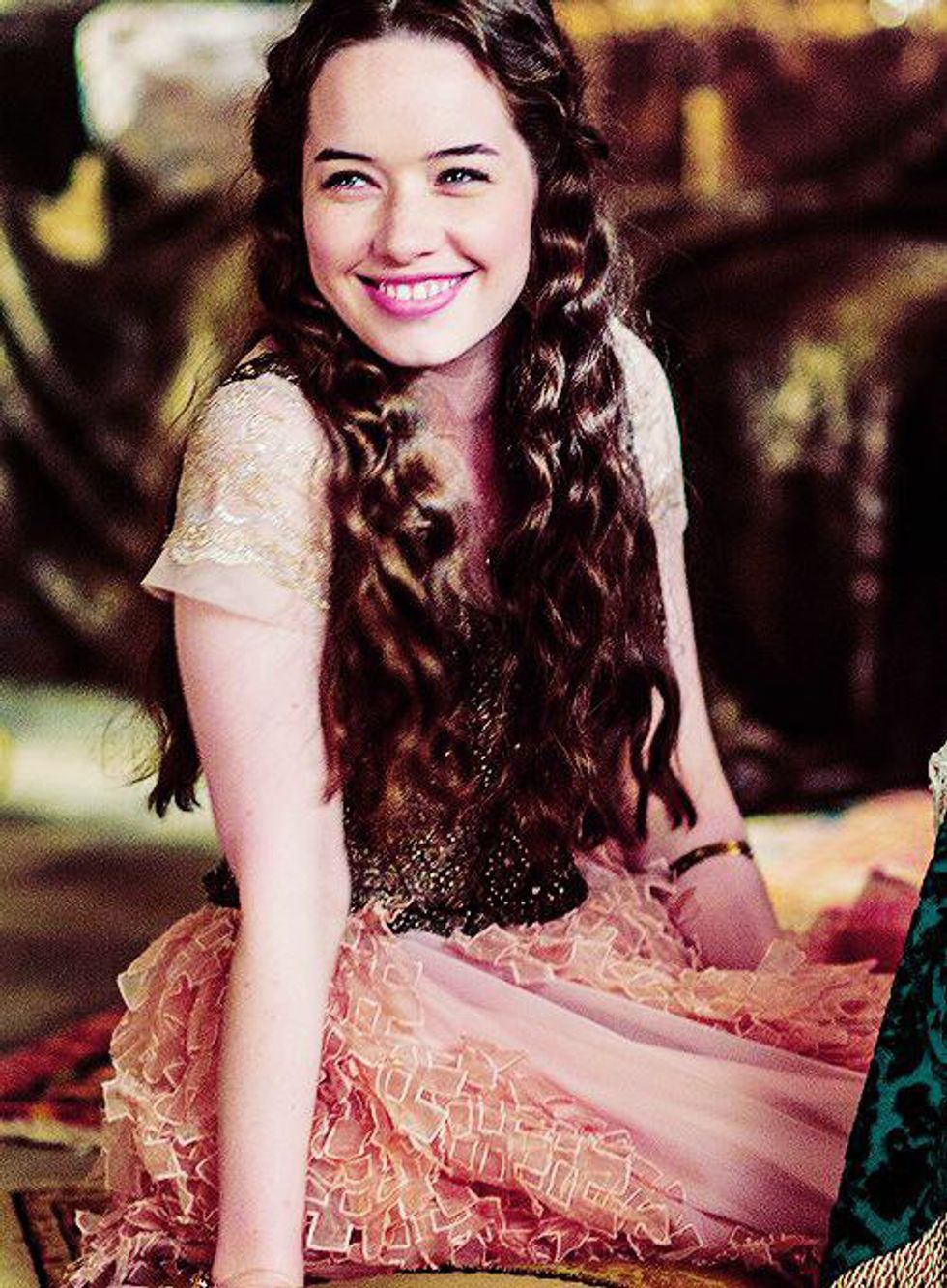 The Best Outfits From Reign