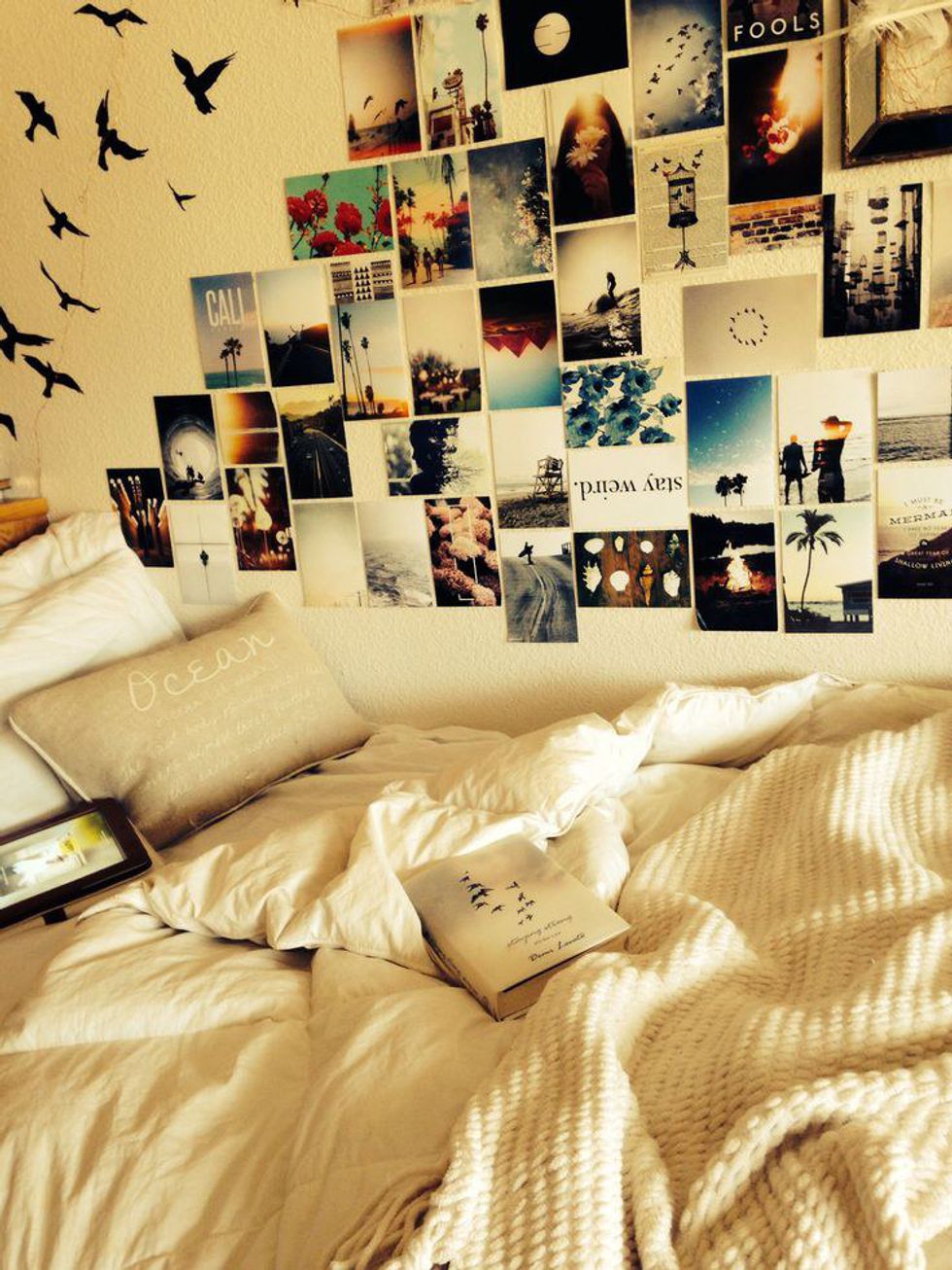 15 Ways To Display Pictures In Your Dorm
