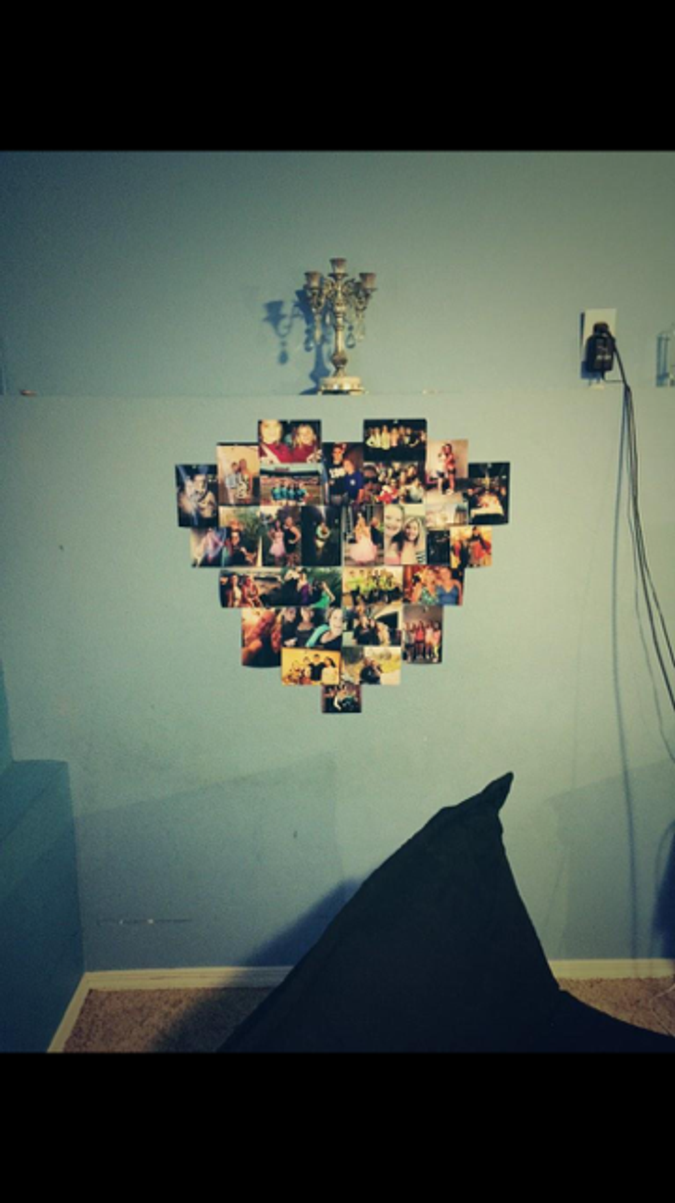 15 Ways To Display Pictures In Your Dorm