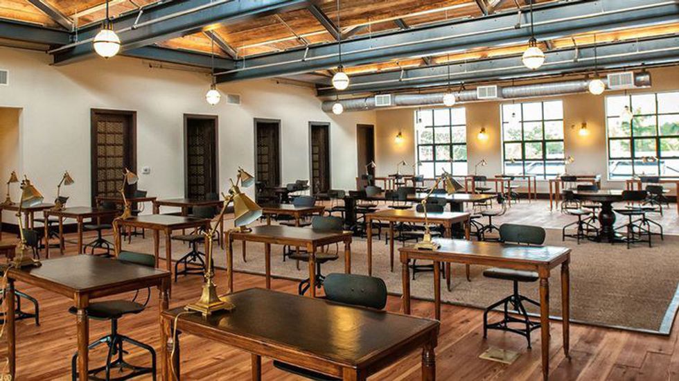 7 Reasons To Love Oxford Exchange