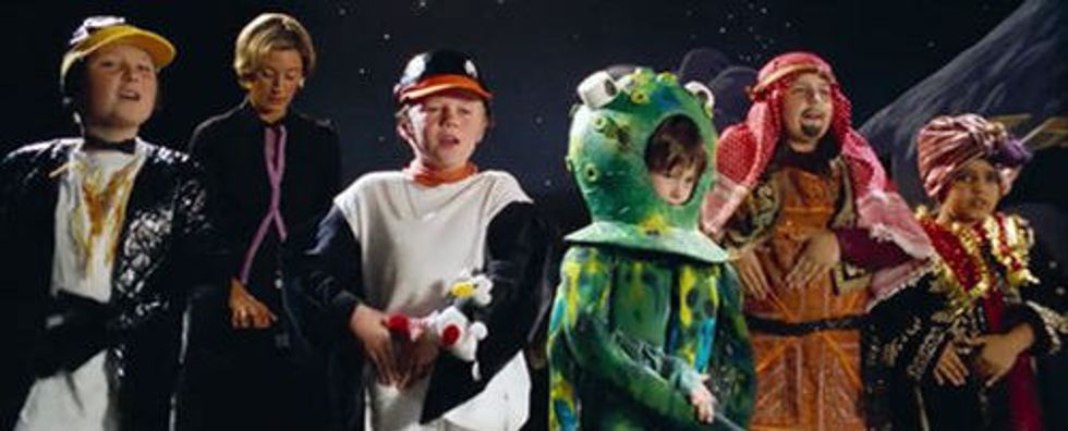 23 Reasons To Love 'Love Actually'