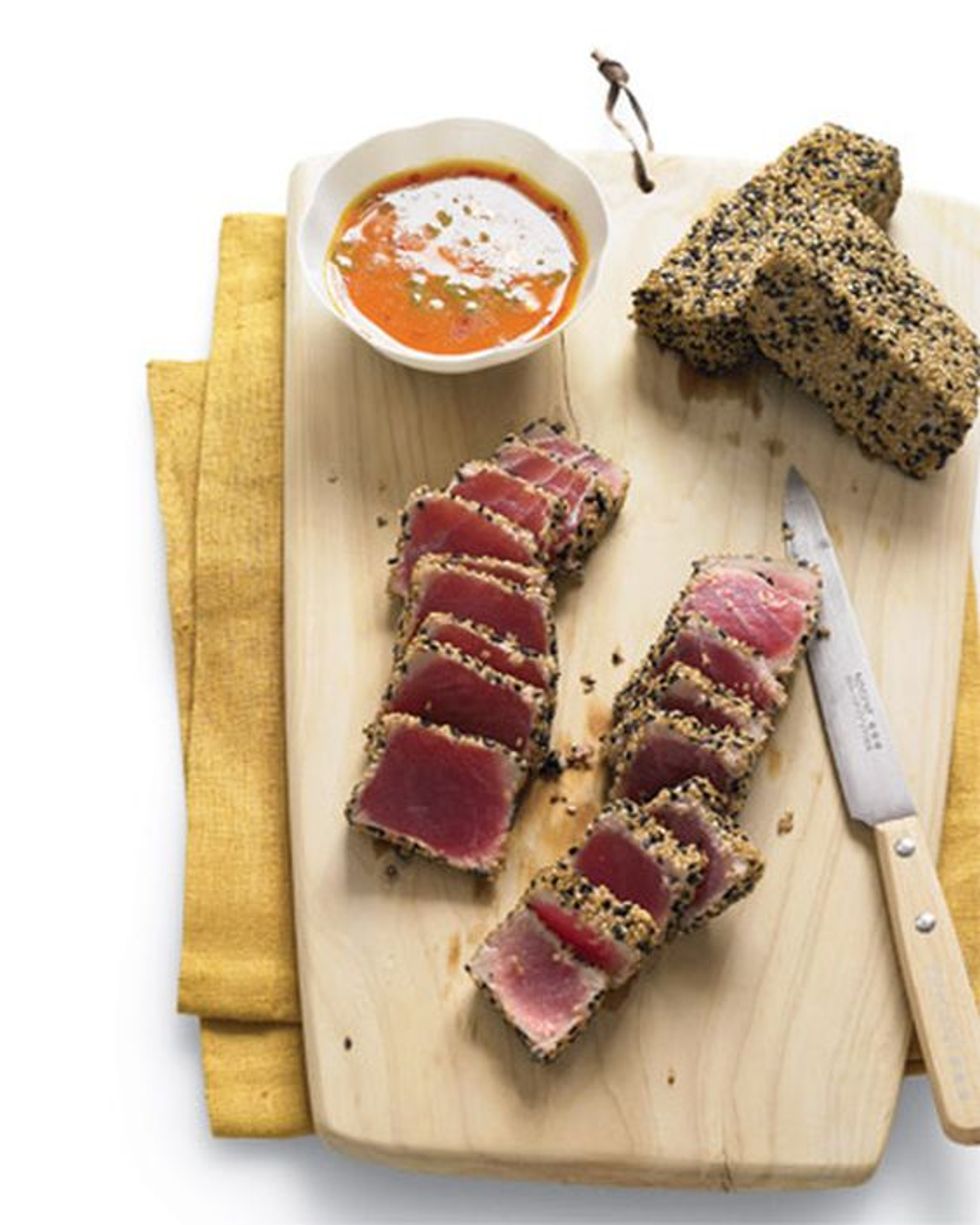 6 Healthy, Delicious Ways To Eat Raw Tuna