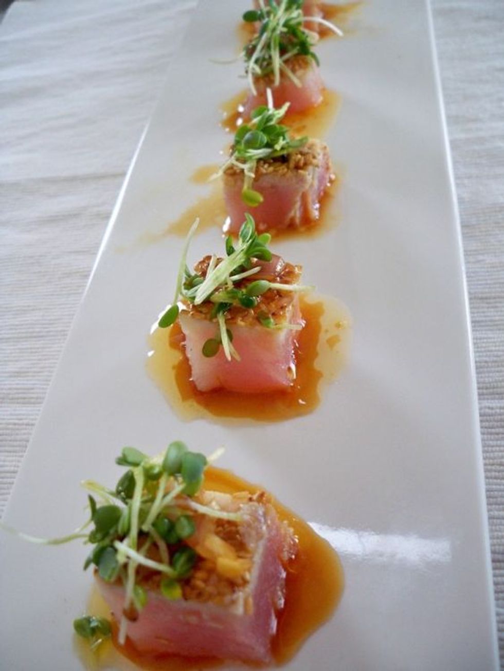 6 Healthy, Delicious Ways To Eat Raw Tuna