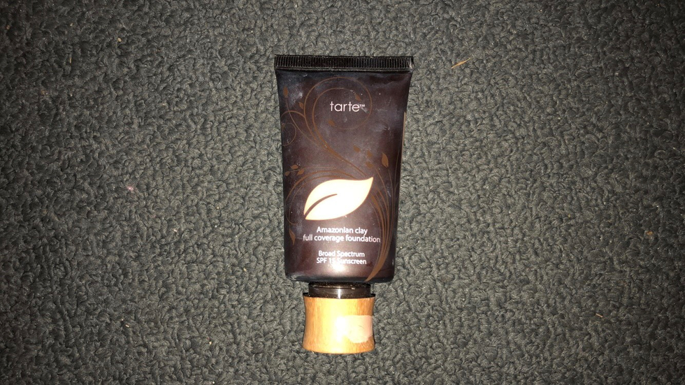 The 5 Best Foundations When You're The Palest Girl In Your Group