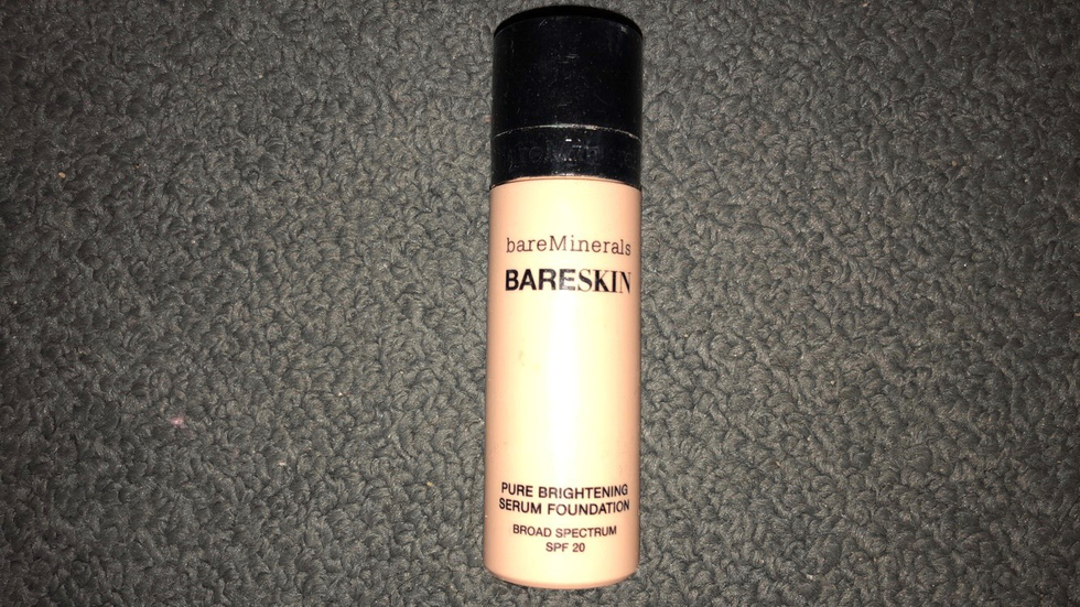 The 5 Best Foundations When You're The Palest Girl In Your Group