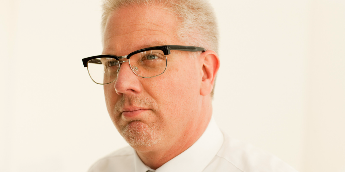 Conservative professor embarrasses liberal critic with this epic ...