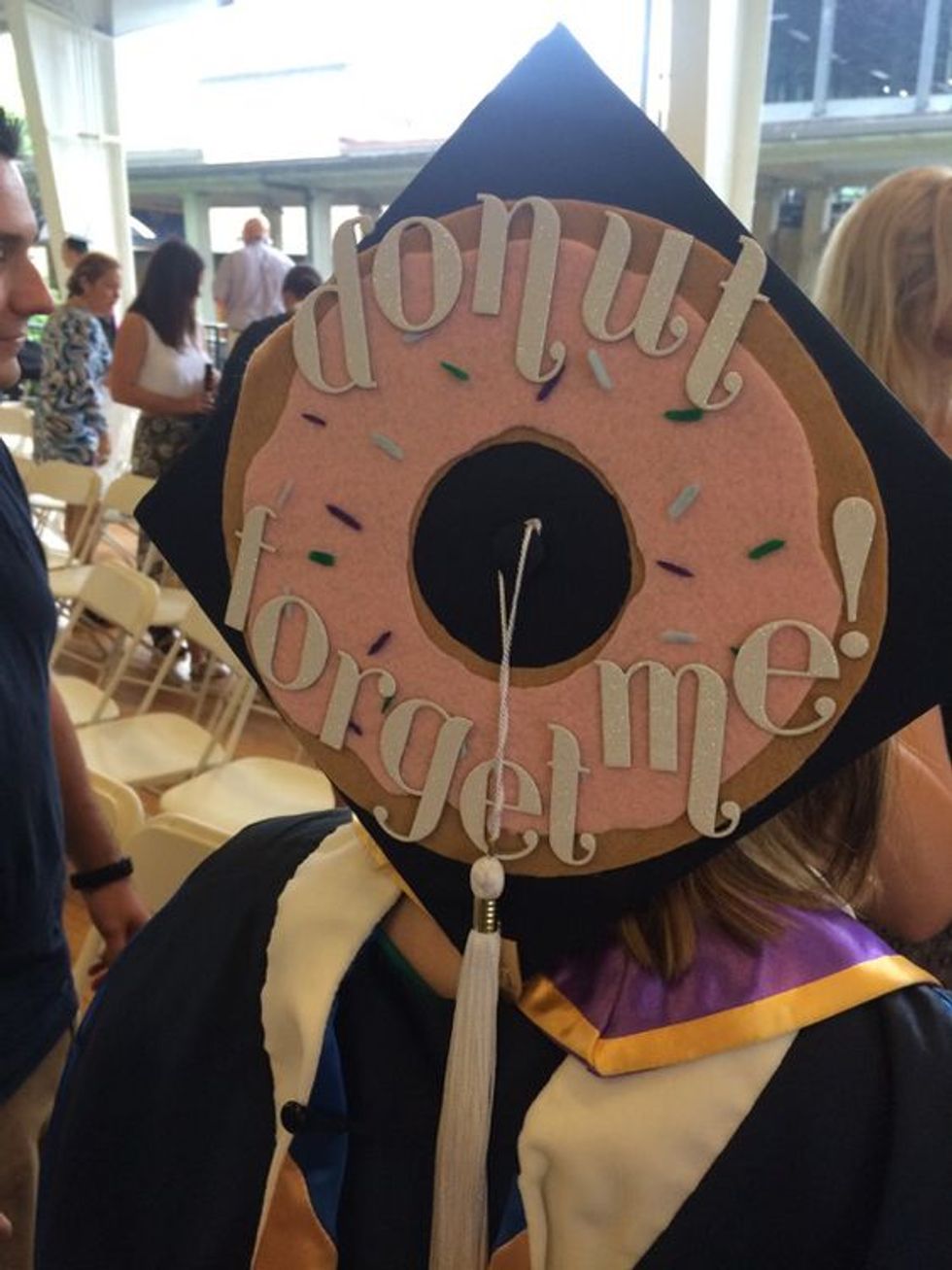 15 Graduation Cap Decorating Ideas For Pun Lovers