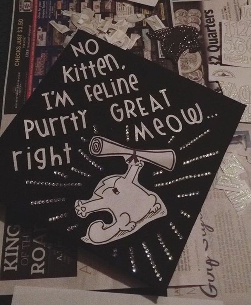 15 Graduation Cap Decorating Ideas For Pun Lovers
