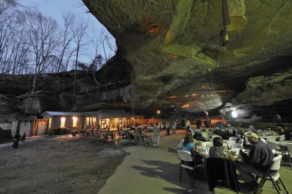 18 unique Southern restaurants you have to try once - It's a Southern Thing