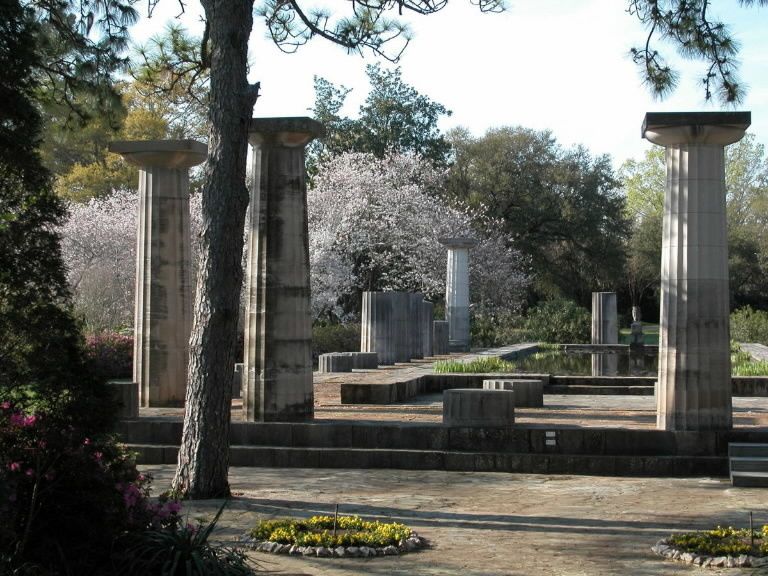 Southern replica landmarks almost as cool as their originals - It's a ...