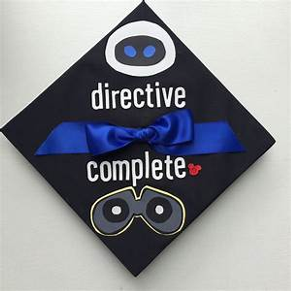 25 Graduation Cap Decoration Ideas For Disney Lovers