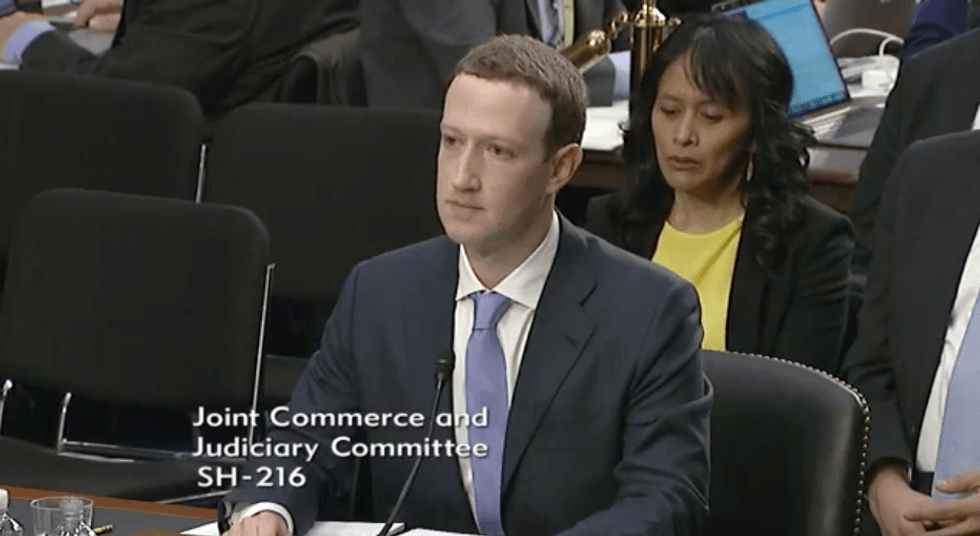 Facebook's CEO Mark Zuckerberg faces fire from Congress - Gearbrain