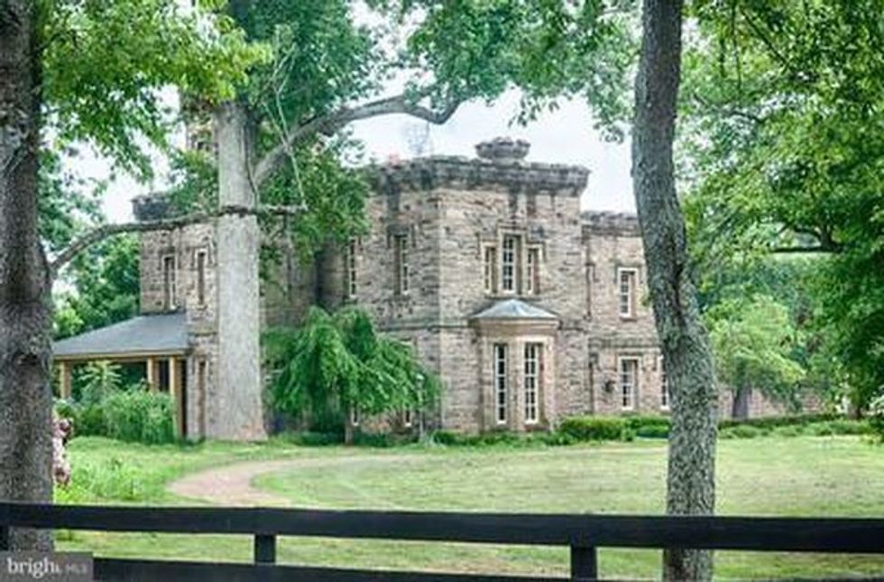 This antebellum castle looks like a fairy tale, and it's on the market ...
