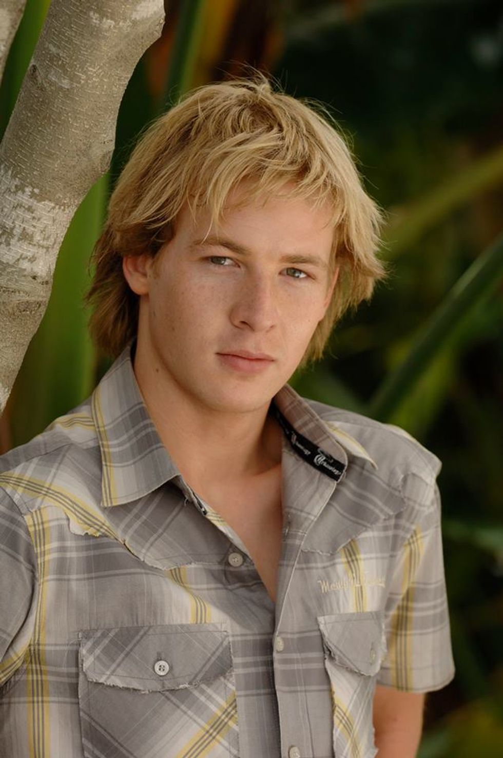 15 Genuine, Sweet, And HOT Guys From Your TV Shows That You Would Bring ...