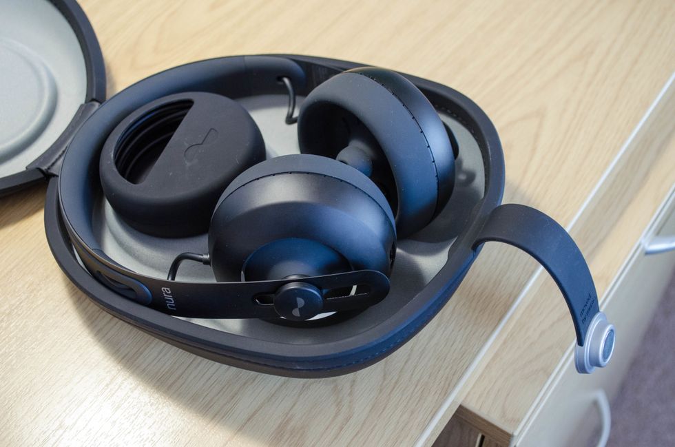 Nuraphone review: These headphones adjust to how you hear - Gearbrain