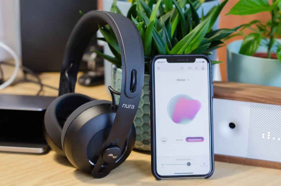 Nuraphone review: These headphones adjust to how you hear - Gearbrain