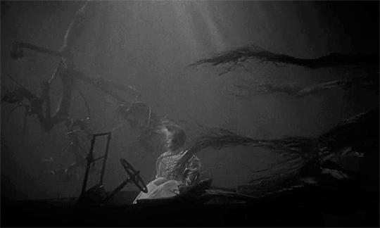 8 Scary Ghost Stories That Will Keep You Up At Night