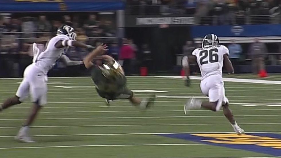 College Kicker Gets Absolutely Destroyed During Blocked Kick, but Has ...