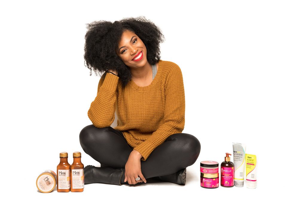 Curl Transforming Smoothies Your Hair Will Love - xoNecole: Women's ...
