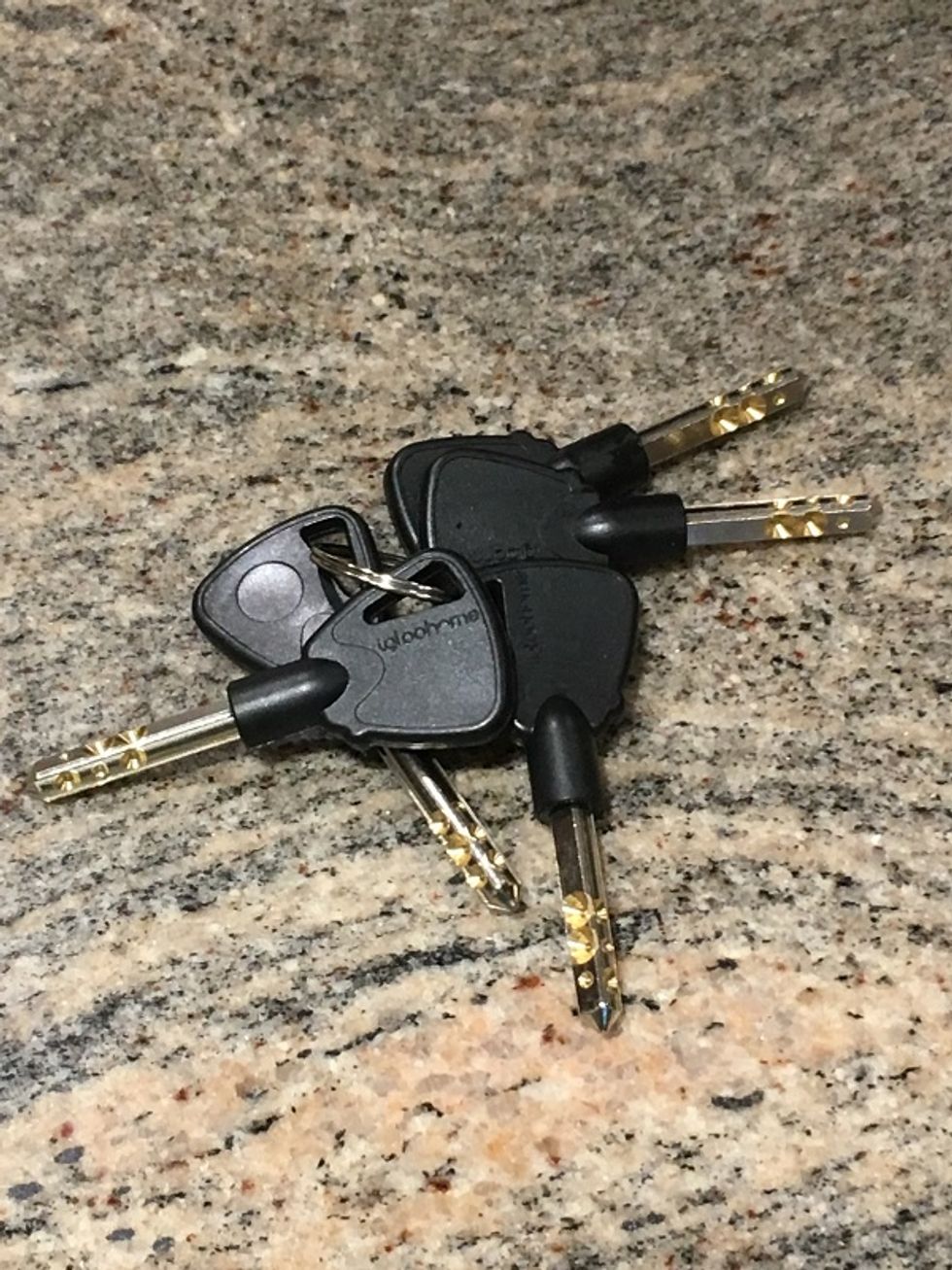 igloohome smart deadbolt 2S smart lock review with Bluetooth - Gearbrain