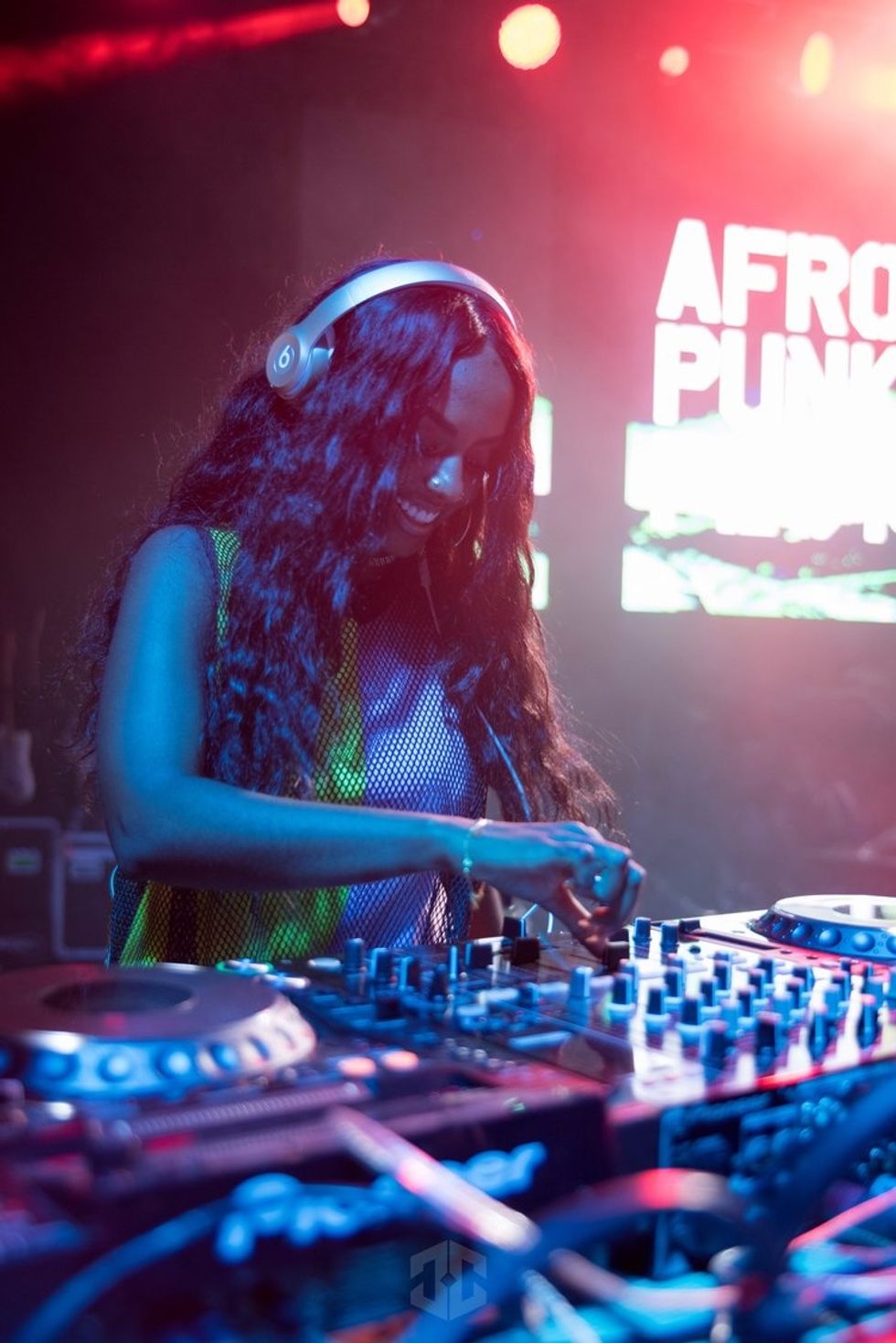 How DJ OHSO Shattered The Glass Ceiling After Being Told Girls Don't DJ ...