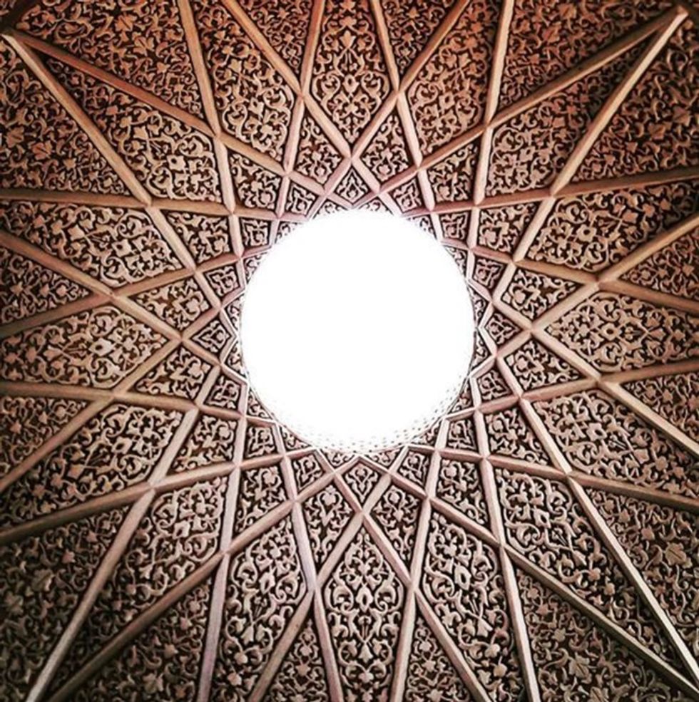 14 Mesmerizing Photos of Iranian Mosque Ceilings - GOOD